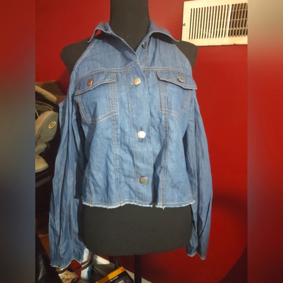 Thread Story | Tops | Thread Story Top | Poshmark